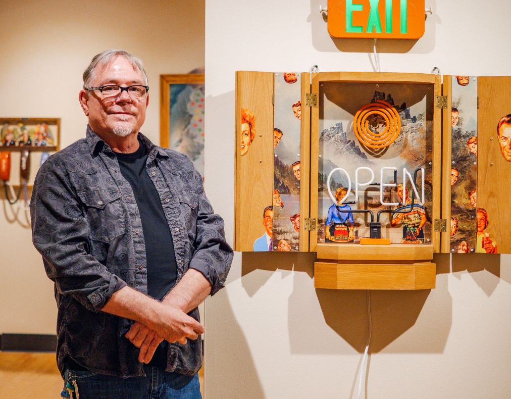 Artist has an exhibition and speaks to students and faculty | The Collegio